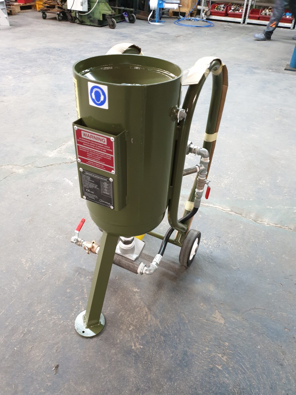 Abrasive Blast Machines - Teknequip